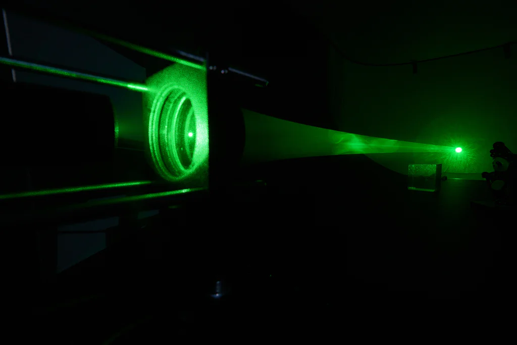 Místo drátků laser. Student liberecké univerzity přepisuje pravidla ...