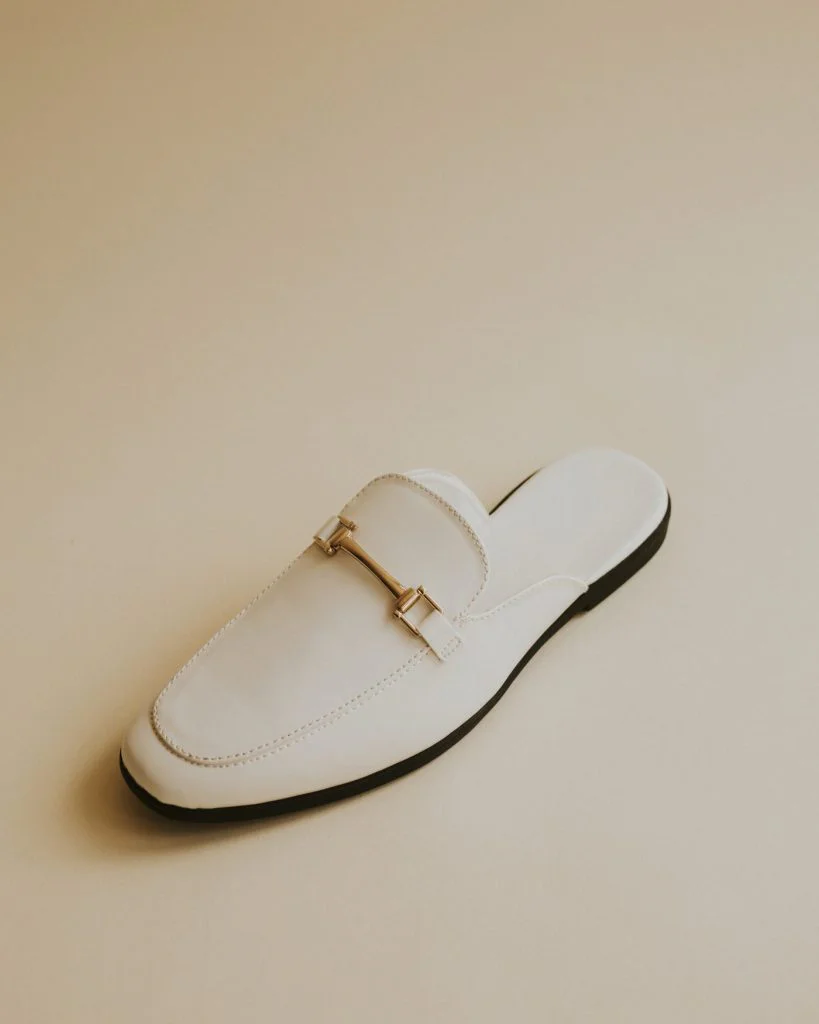 Tenisky končí. Nahrazuje je tenhle nový druh bot, který je 10x elegantější