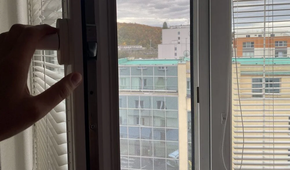 Jednoduchý návod architekta na domácí klimatizaci. Nestojí ani korunu ...